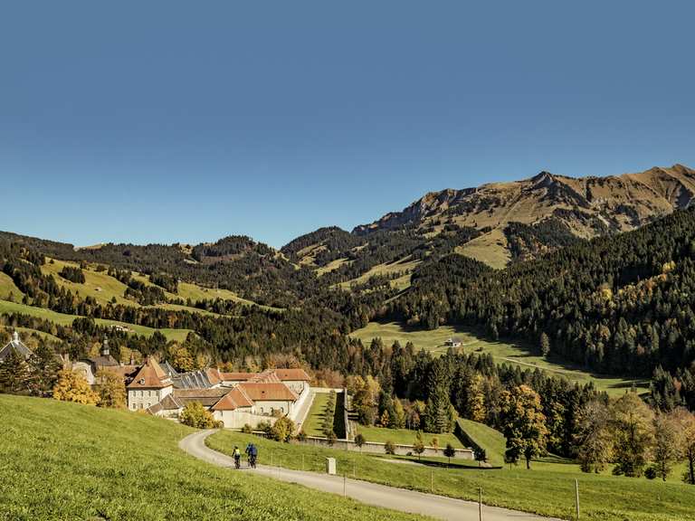 Vom See zum Berg - Von Charmey zur Kartause La Valsainte | Wanderung ...