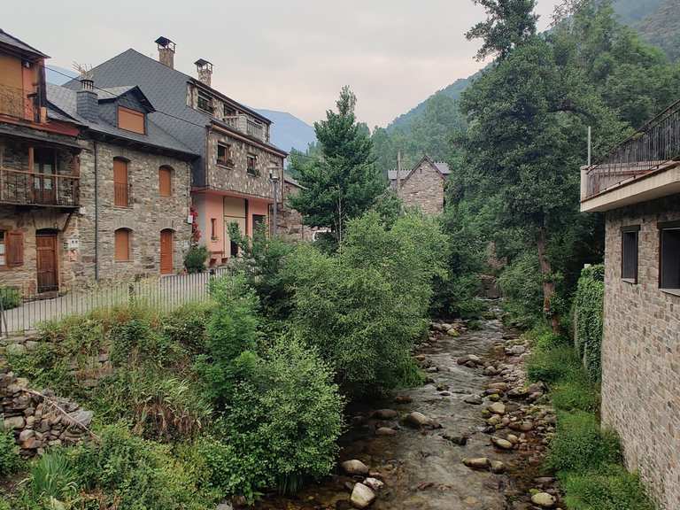 charmant dorp, hier eindigt de weg fietsroutes en kaart | Komoot