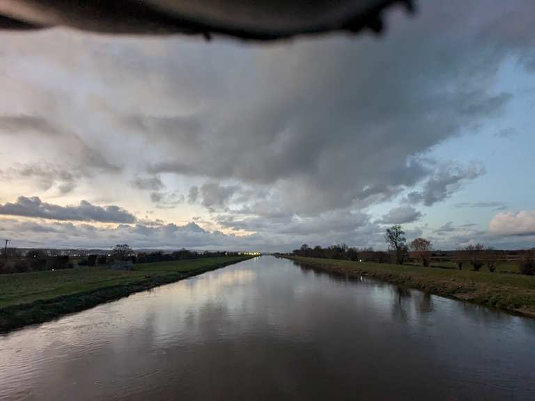Saltney Ferry Footbridge Road Cycle Routes and Map | Komoot