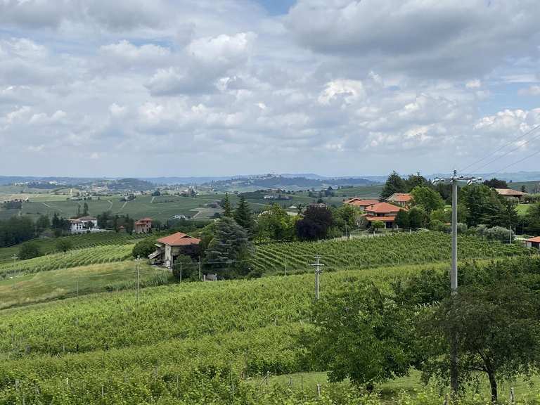 Panorama sulle colline del Monferrato Astigiano: Rennradfahren und ...
