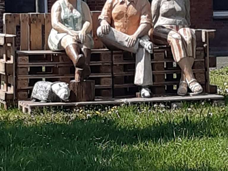 Kunstwerk Alltagsmenschen „Peter Heidi & Klara" von Christel und Laura ...