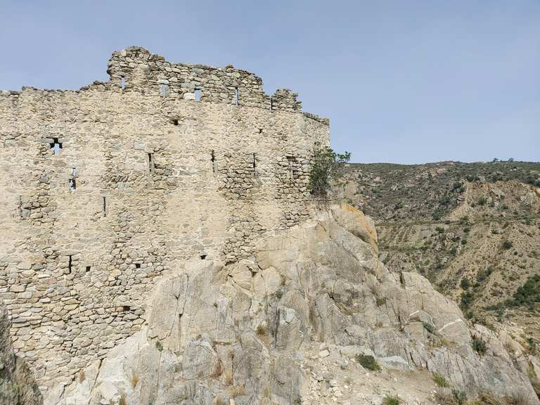 Gorges de la Guilléra and Rodès Castle - loop | hike | Komoot