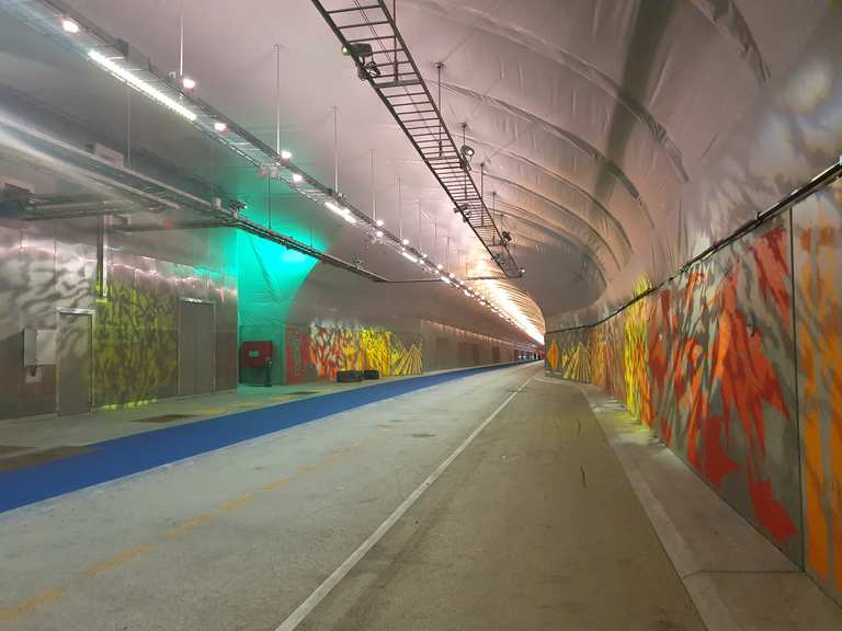 Entrance of the tunnel direction Minde - Fyllingsdalen : Radtouren und ...