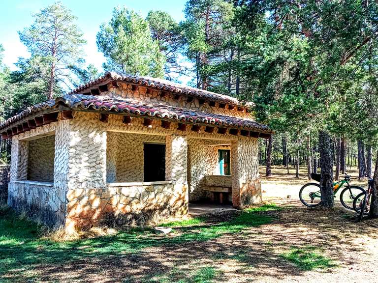 Refugio de la Zapatilla: Wanderungen und Rundwege | komoot