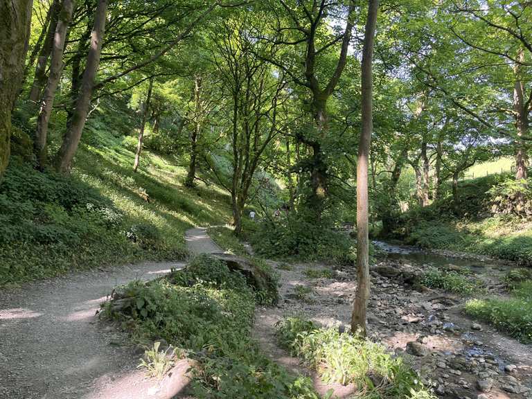 Malham Cove and Gordale Scar loop from Malham — Yorkshire Dales ...