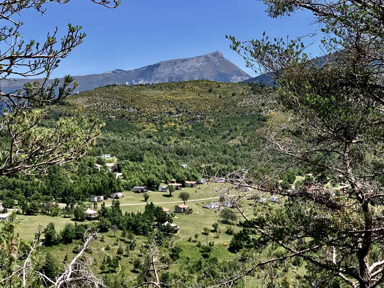 Le Tour du lac de Castillon − Parc Naturel Régional du Verdon ...