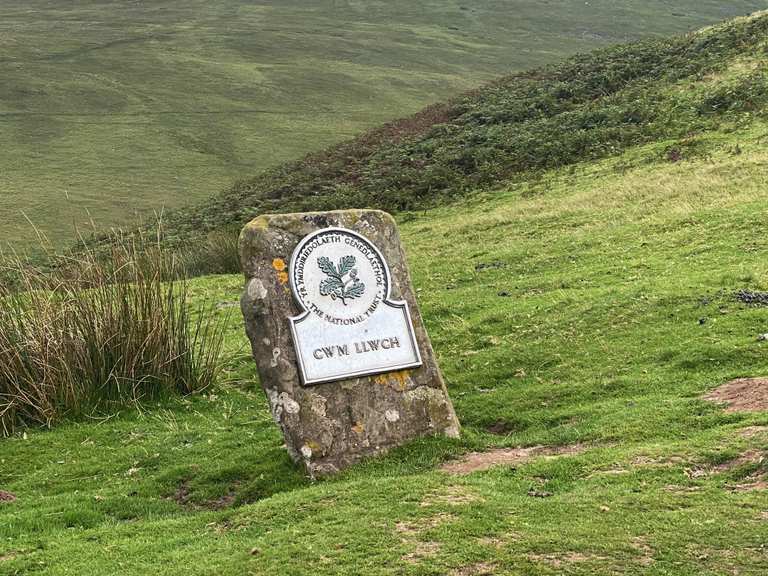 Llyn Cwm Llwch Routes for Walking and Hiking | Komoot