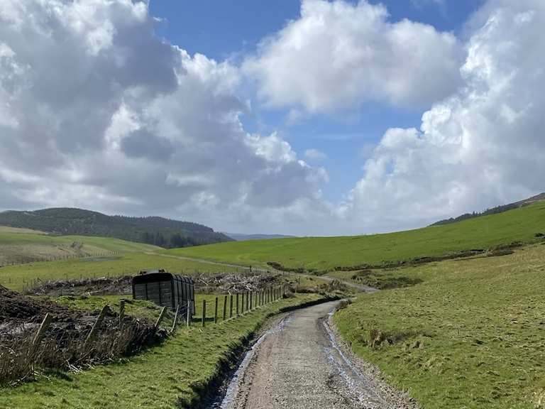 Llyn Efyrnwy / Lake Vyrnwy loop from Llanrhaeadr-ym-Mochnant — Eryri ...