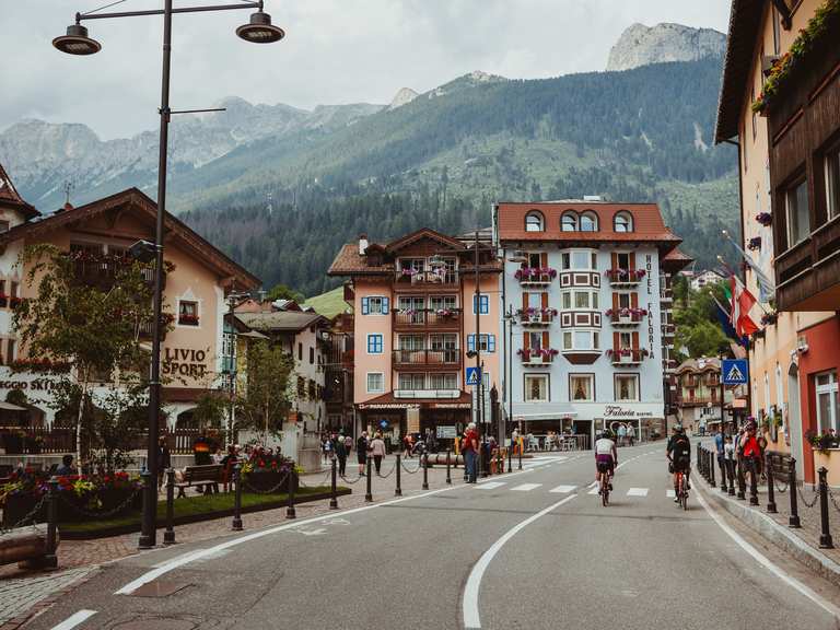 Ciclabile della Val di Fassa – Costalunga-Pass Runde von Campestrin ...