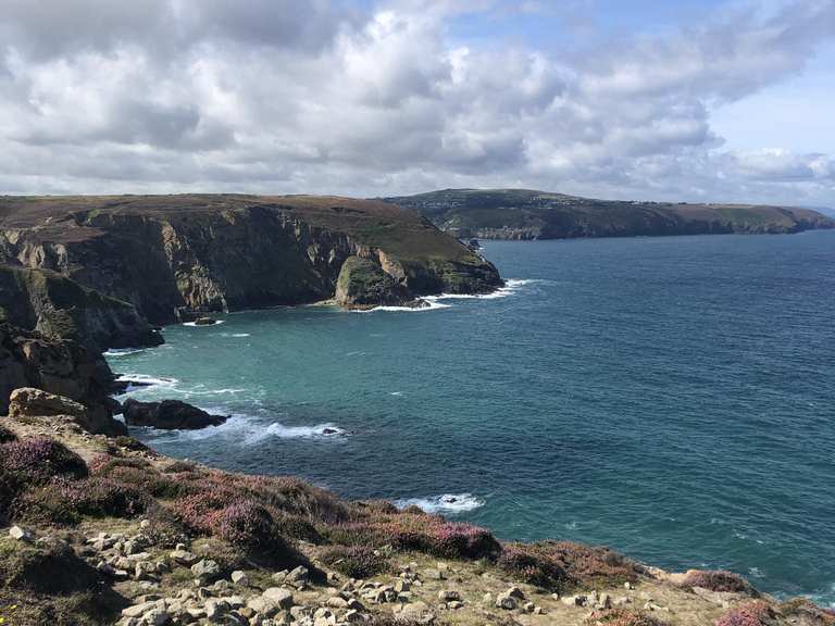 St Agnes Bay from Perranporth on the South West Coast Path — Cornwall ...