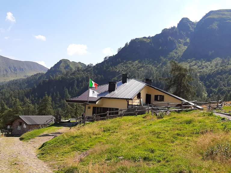Tappa 3: Dal rifugio Valdaione al rifugio Elena Tironi – CamminaForeste ...