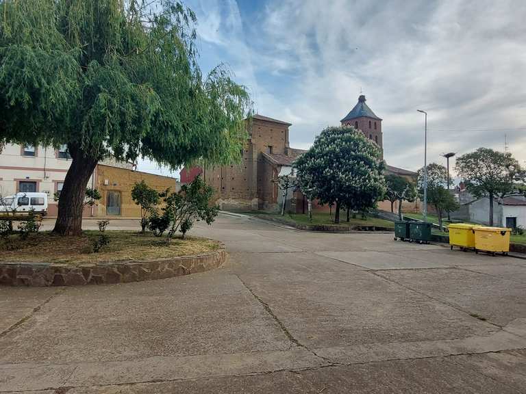 Chiesa di San Esteban di Calzada del Coto : percorsi escursionistici e ...