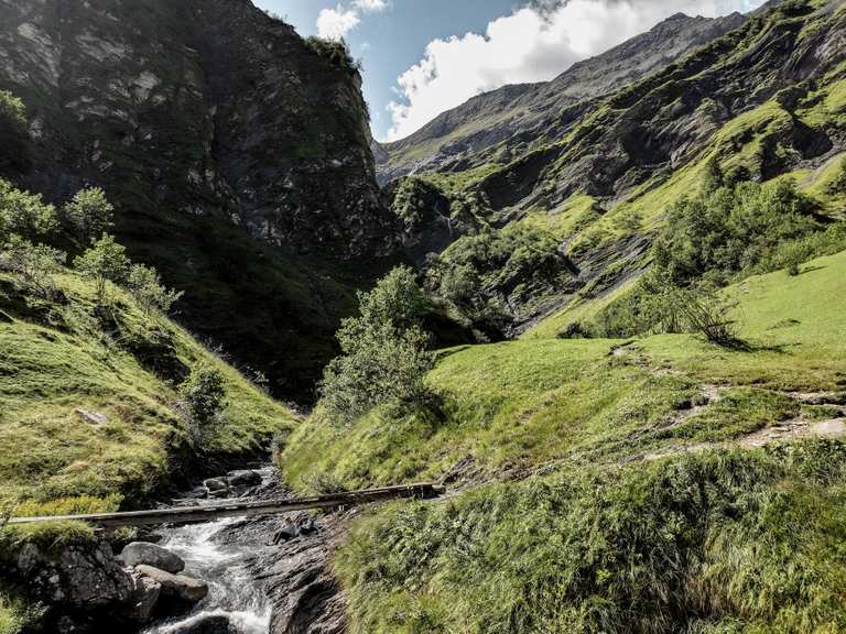 Etappe 4: Von der Segnespass Mountain Lodge zur Martinsmadhütte ...