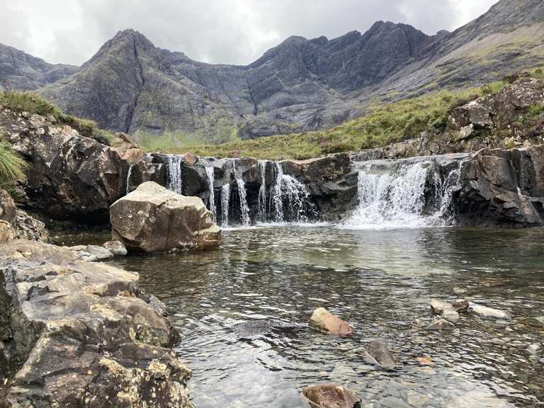 Cascadas de Allt Dearg Mor y Fairy Pools - Recorrido circular desde ...
