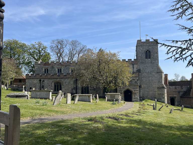 Swyncombe Downs and St Mary the Virgin Church loop from Ewelme Down ...