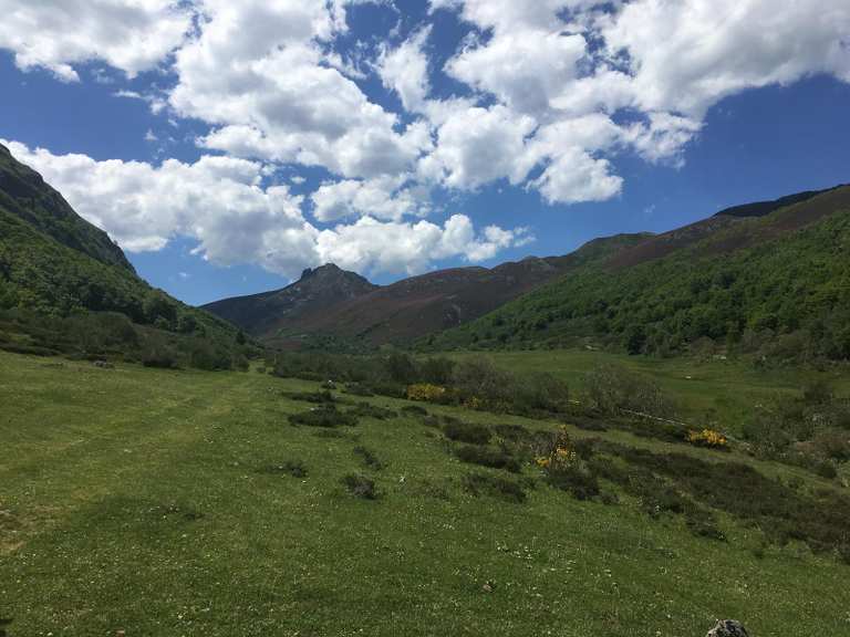 Entrevalles y el Valle del Pinzón desde Isoba – circular por el Parque ...