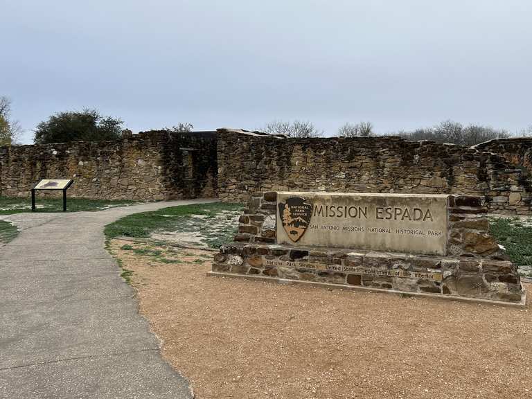 Mission Reach Schleife über Medina River Greenway Trail | Wanderung ...