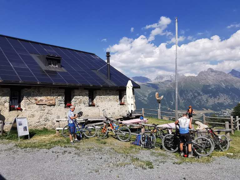 Alp Laret: Mountainbike-Touren und -Trails | komoot