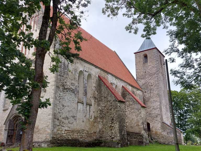 Älteste Kirche Estlands in Valjala: Wanderungen und Rundwege | komoot