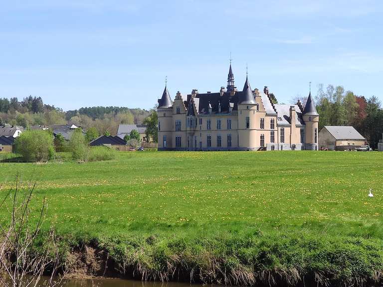 Blick auf das Schloss von Faing : Radtouren und Radwege | komoot