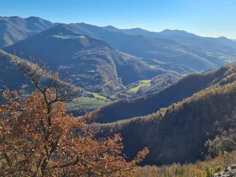 Sentier des Villages des Apennins vers Castiglioncello (via Route 717 ...