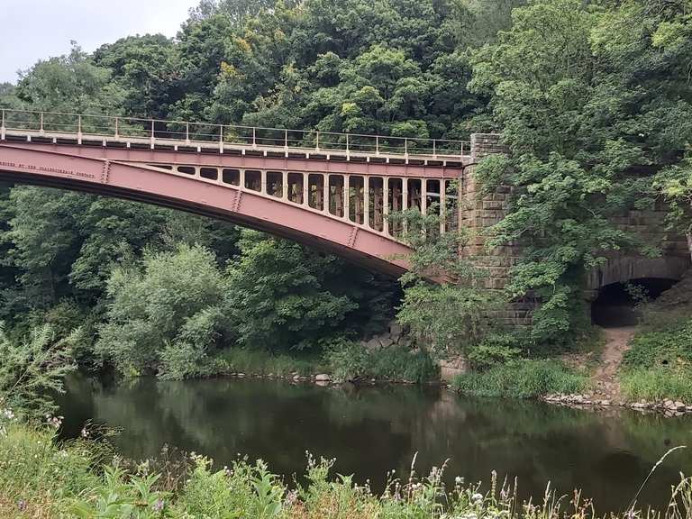 Victoria Bridge: Wanderungen und Rundwege | komoot