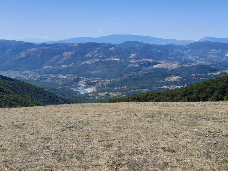 Monte Volturino, Monte Calvelluzzo e Serra di Calvello - giro ad anello ...