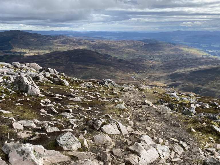Schiehallion's quartzite boulder field: Wanderungen und Rundwege | komoot