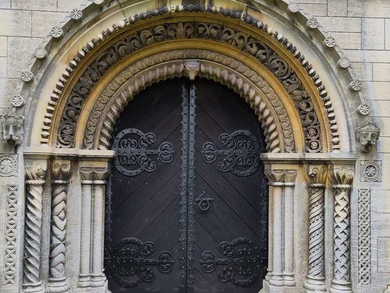 St. Helen's Church, Thorney Road Cycle Routes and Map | Komoot