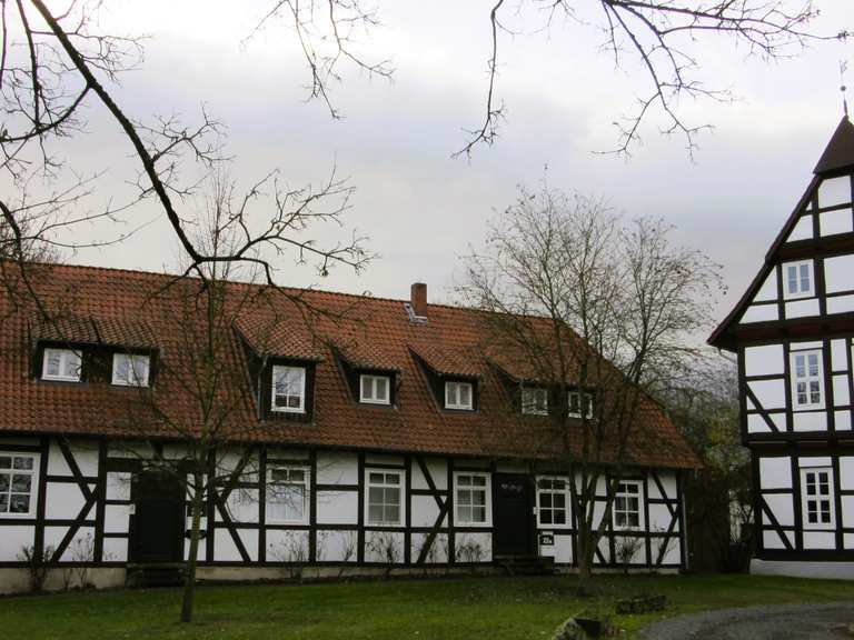Der Junkerhof in Uetze: Wanderungen und Rundwege | komoot