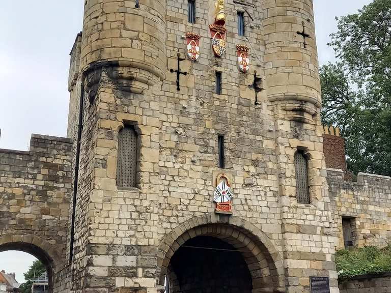 Micklegate Bar: Wanderungen und Rundwege | komoot