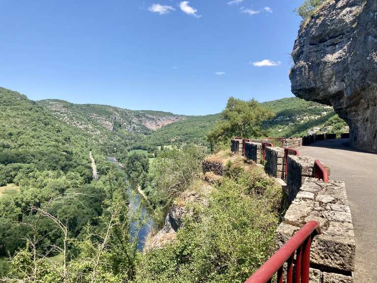 Château de Bruniquel, Penne et St Antonin Noble Val — Loop in the Forêt ...
