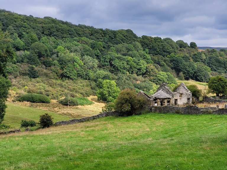 Eyam, Rileys Graves and Cucklet Delf loop — Peak District National Park ...