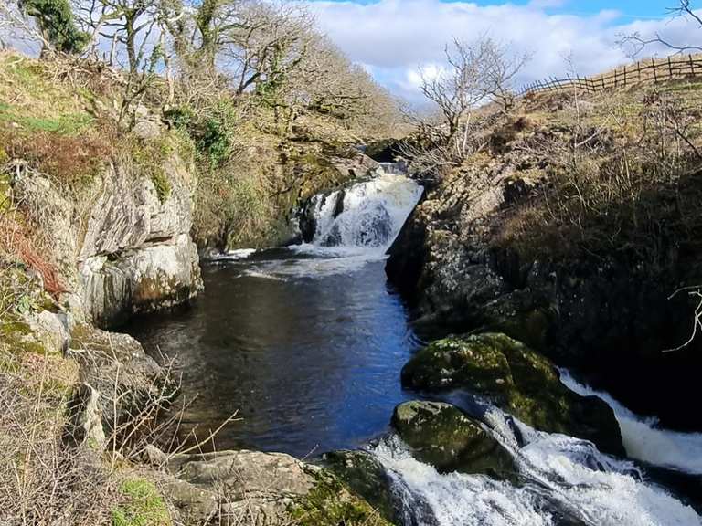 Five waterfalls loop from Ingleton — Yorkshire Dales National Park ...