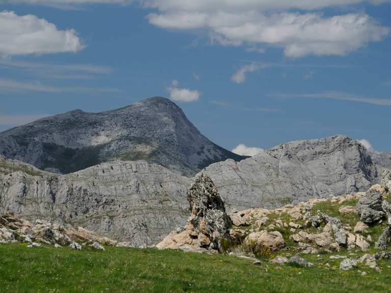 Sattel des Puerto de Horcadas: Wanderungen und Rundwege | komoot