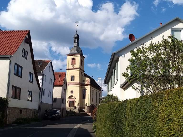 Evangelische Kirche Hessdorf: Wanderungen und Rundwege | komoot