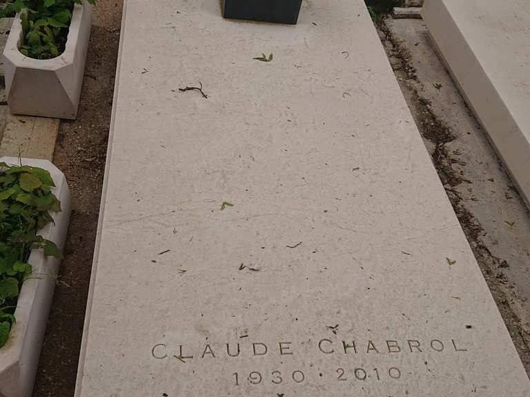Grave of Claude Chabrol – Hikes & How to Get There | Komoot