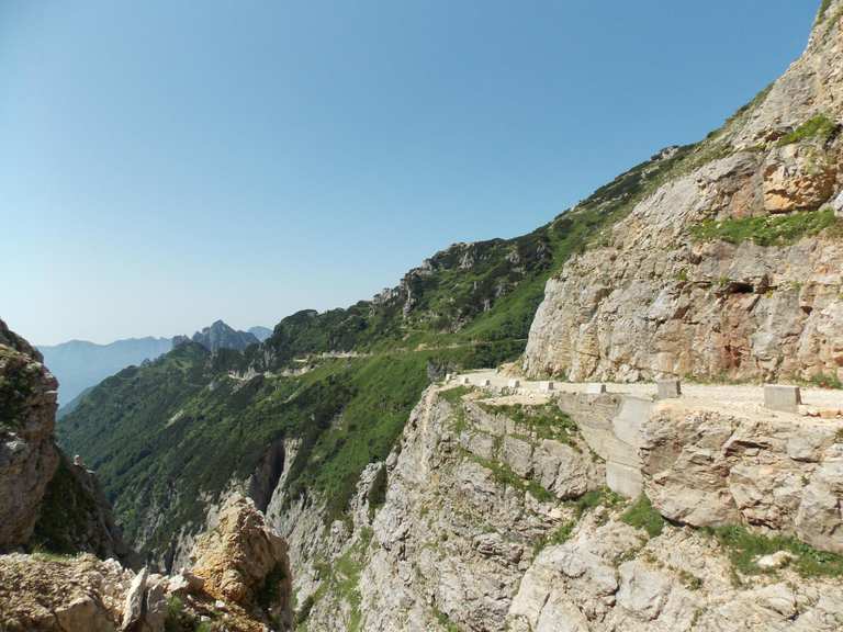 Strada degli Eroi Trail from Pian delle Fugazze | hike | Komoot