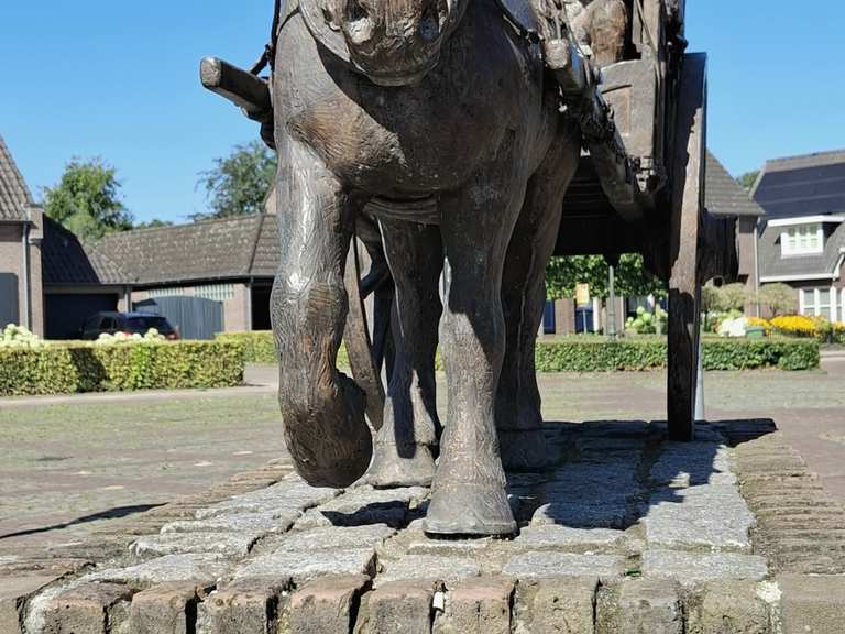 Graafstede Zetties Horse and Cart Statue – Hiking & Cycling Routes | Komoot
