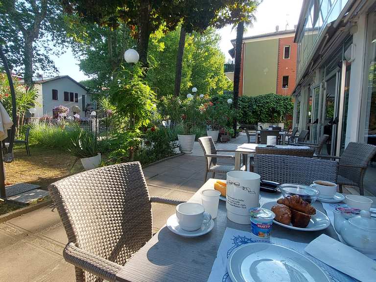 Verde Luna Hotel *** e.s: Wanderungen und Rundwege | komoot