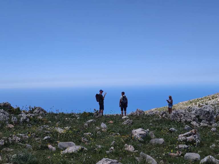 Cresta cerca de Mandra Nivrea: Rutas de senderismo y caminatas | Komoot