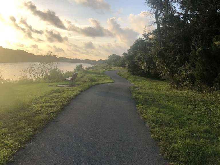 Saint Joe Walkway — Waterfront Park Pier | Laufrunde | Komoot