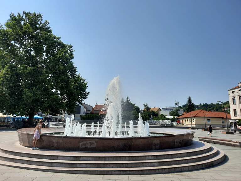 Vrijheidsplein, Tuzla wandelroutes en hikes | Komoot