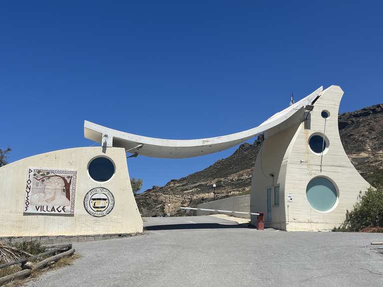 Dionysos Village Verlaten Resort wandelroutes en hikes | Komoot