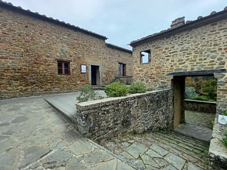 Leonardo da Vinci's Birthplace (Anchiano) Routes for Walking and Hiking ...