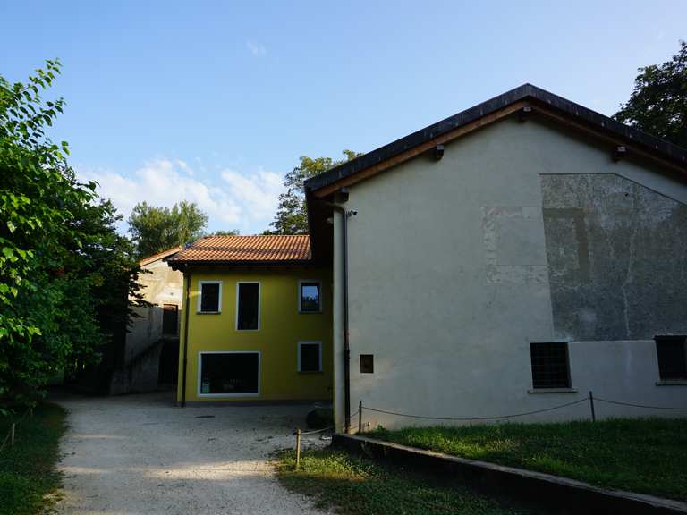 Daniello's Mill Routes for Walking and Hiking | Komoot