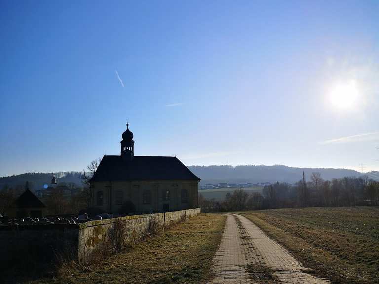 Kapelle zum Heiligen Kreuz Isling: Wanderungen und Rundwege | komoot