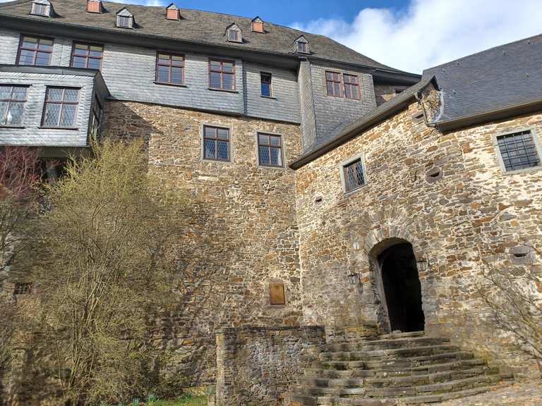 Schloss Schönstein. : Radtouren und Radwege | komoot