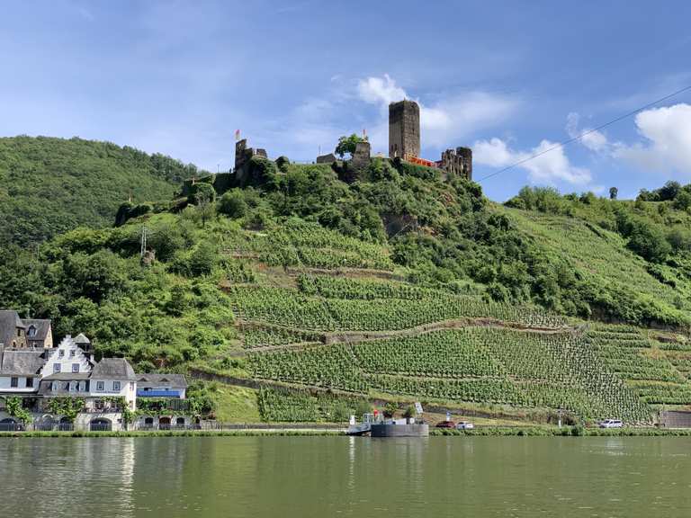 View of Cochem Castle (Reichsburg Cochem) – Historic Center of ...
