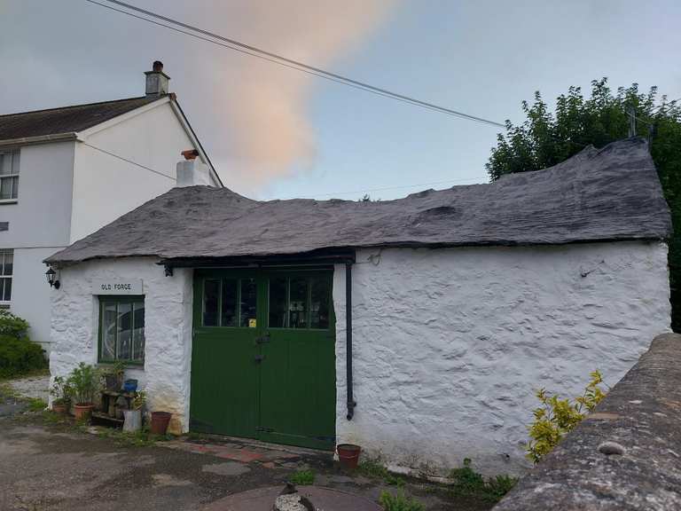Scorrier and Wheal Rose circular walk wandelroutes en hikes | Komoot